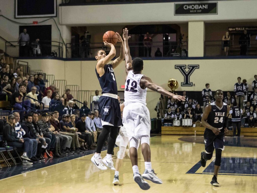 MEN'S BASKETBALL: Yale inches closer to playoff berth - Yale Daily News